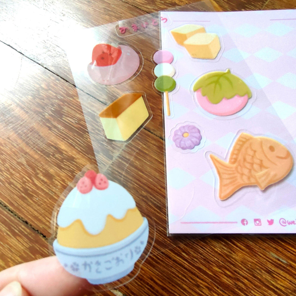 Weiliwonka Transparent Sticker - Sweet Tooth – chub.my