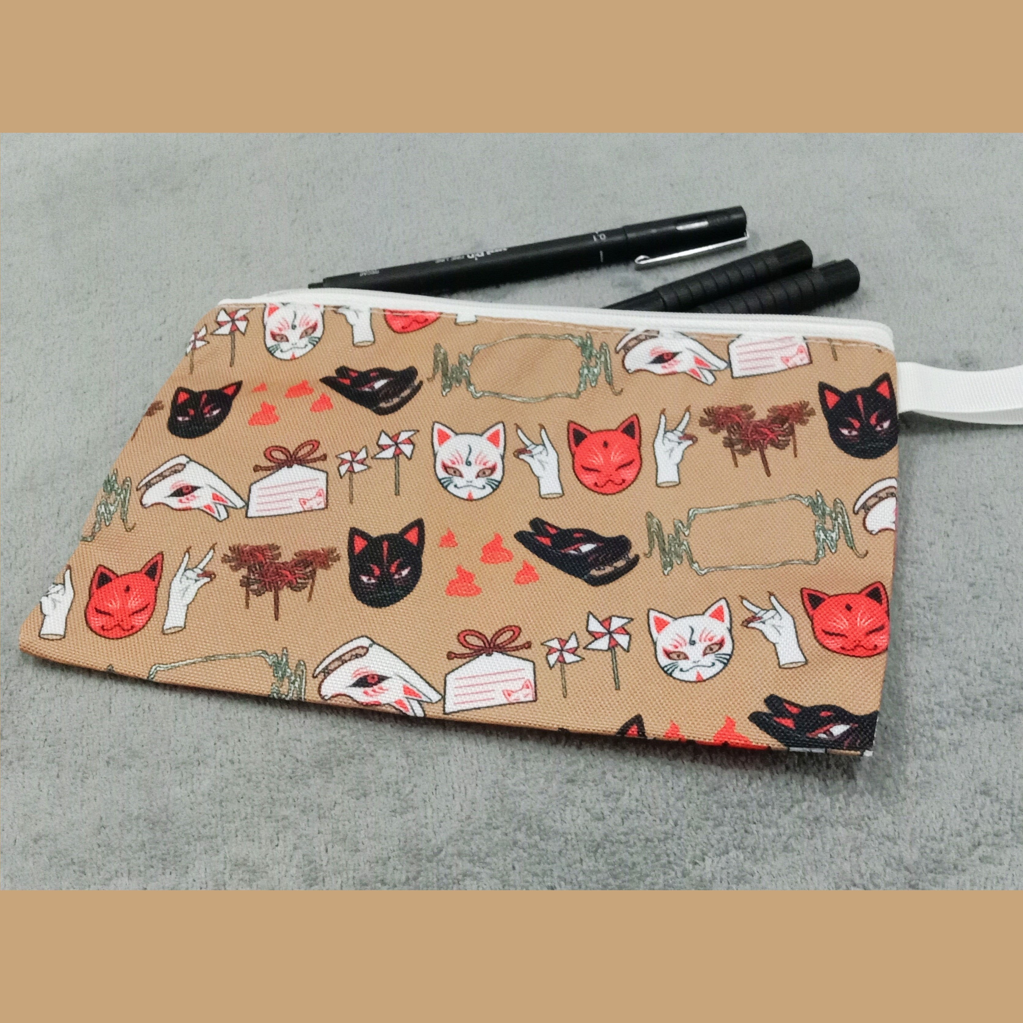 Fox Pouch – chub.my